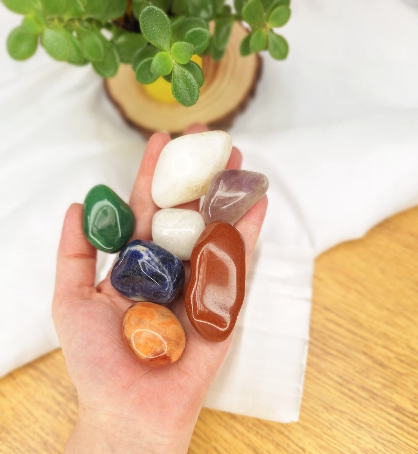 Caixa Dos Chakras – Pedra Rolada – Aura da Lua